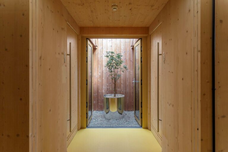 Bridging Urban and Rural The Smartware CLT Office Building - Modosphere